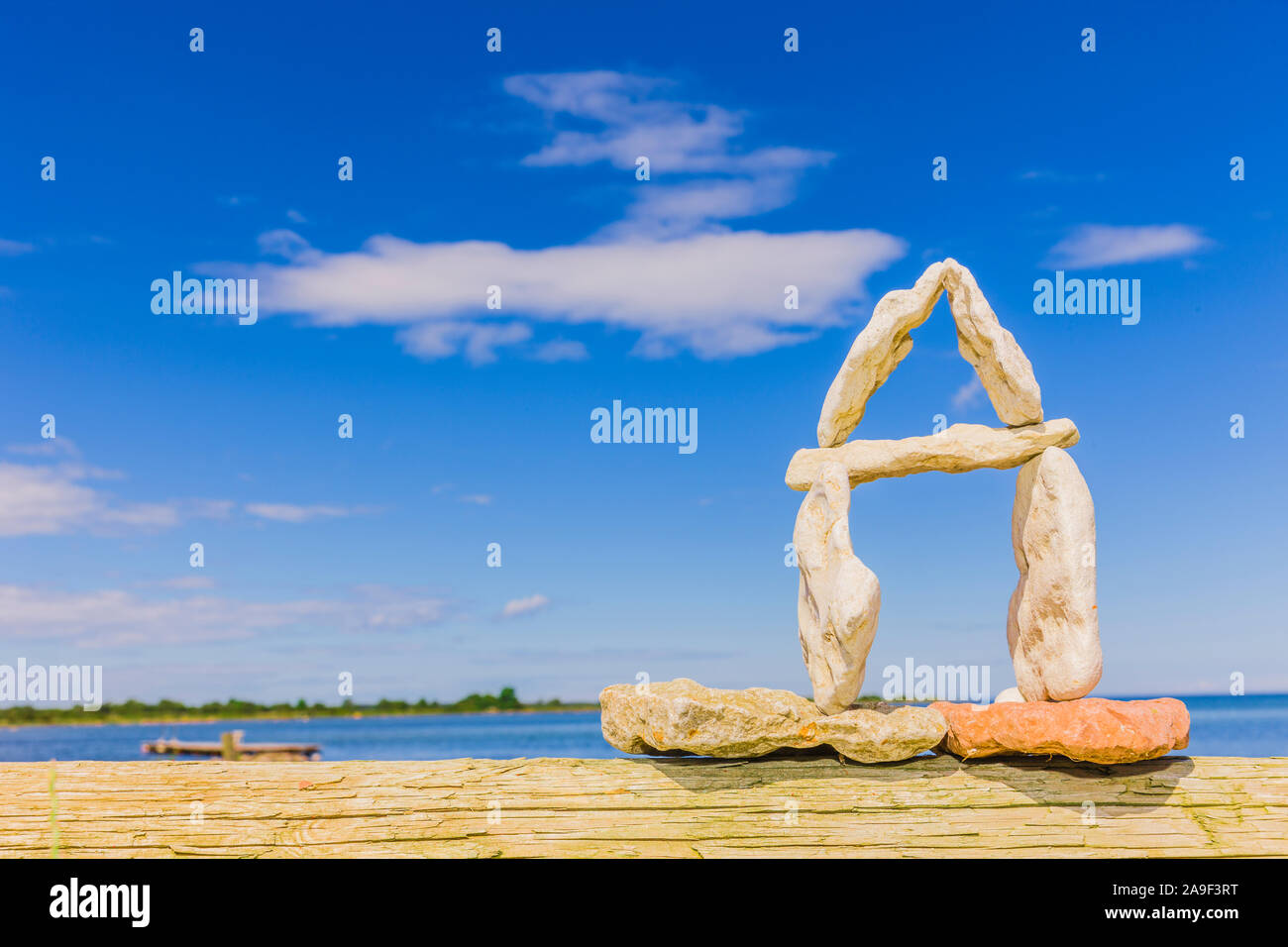 Pebble game hi-res stock photography and images - Alamy