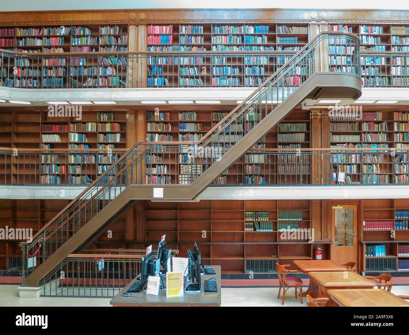 Australian book library hi-res stock photography and images - Alamy