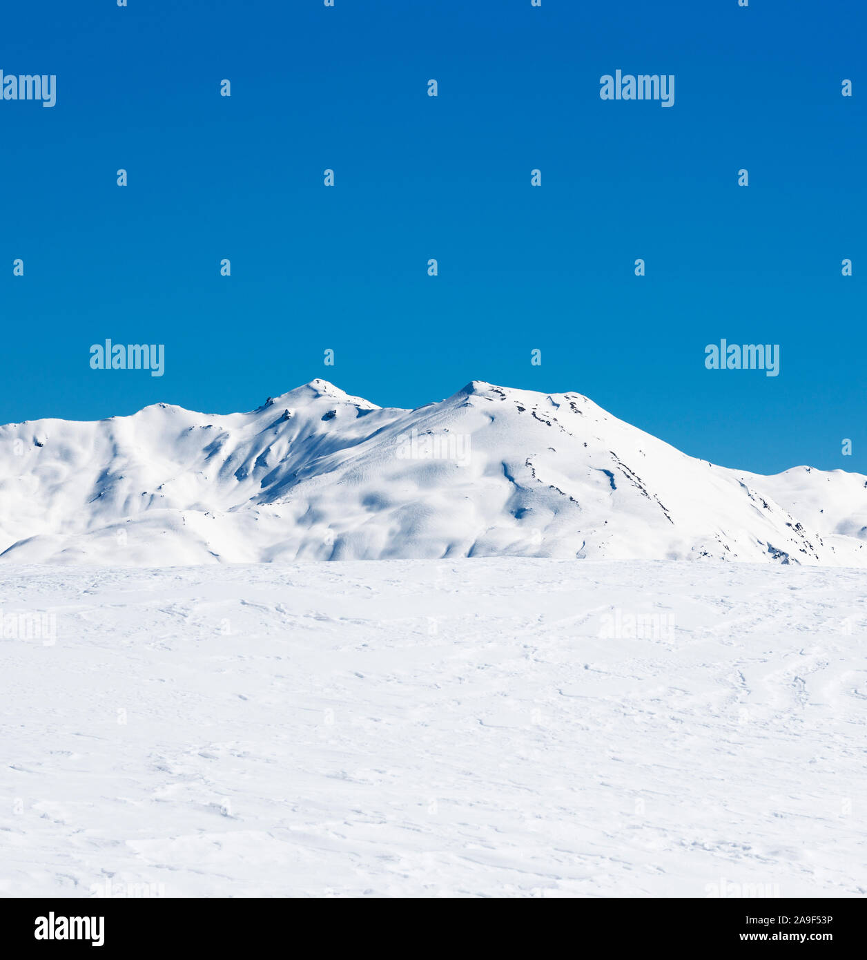 Alpine regions hi-res stock photography and images - Alamy