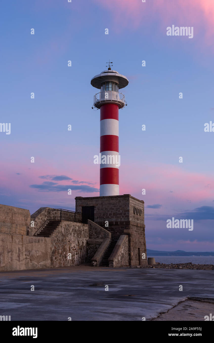 Lighthouse beam black background hi-res stock photography and images ...