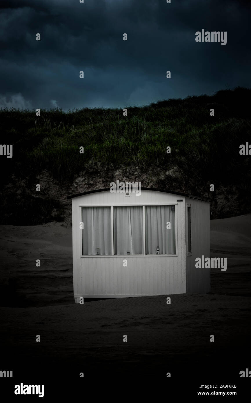 Menacing house hi-res stock photography and images - Alamy