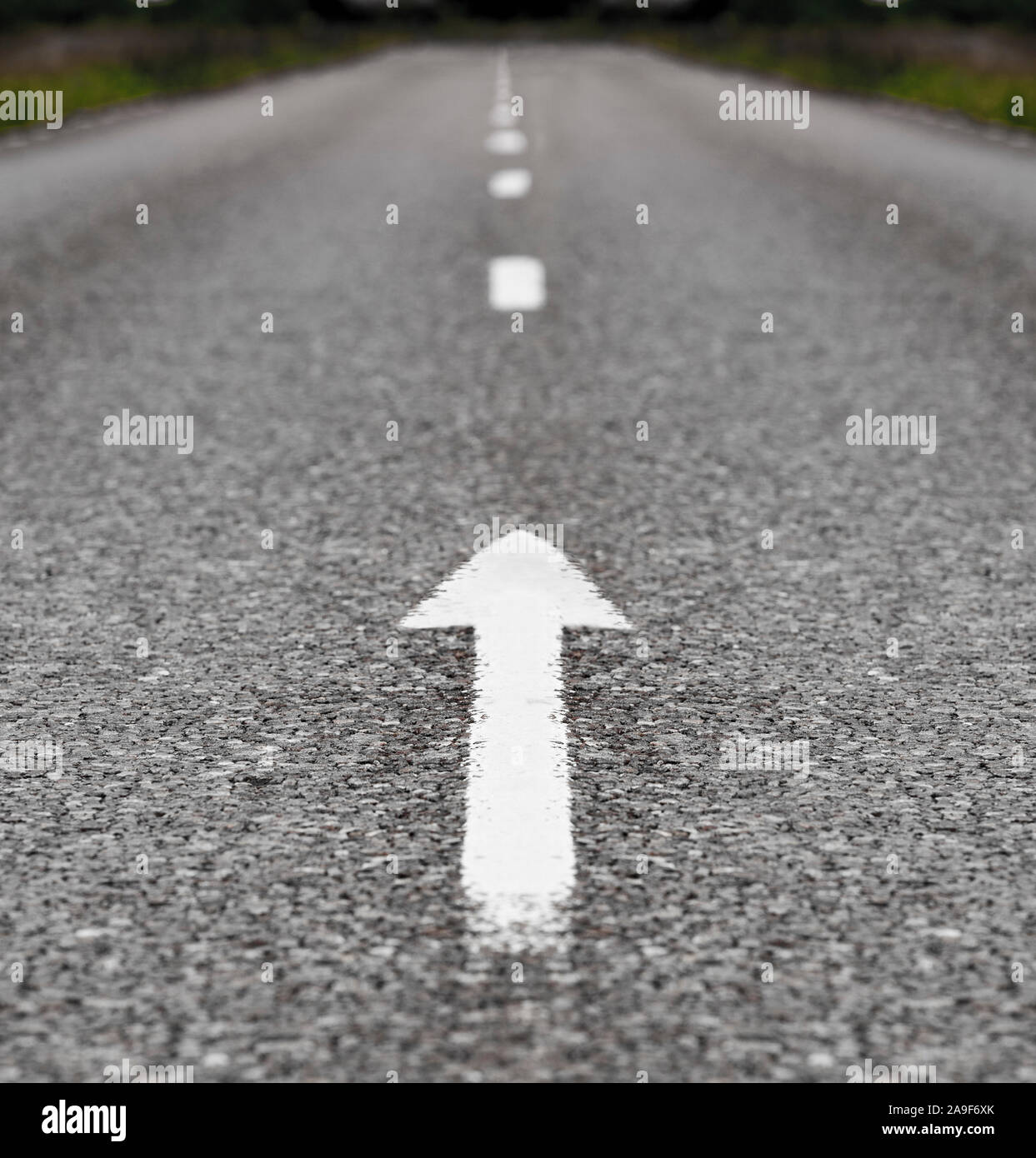 Tight roads hi-res stock photography and images - Alamy
