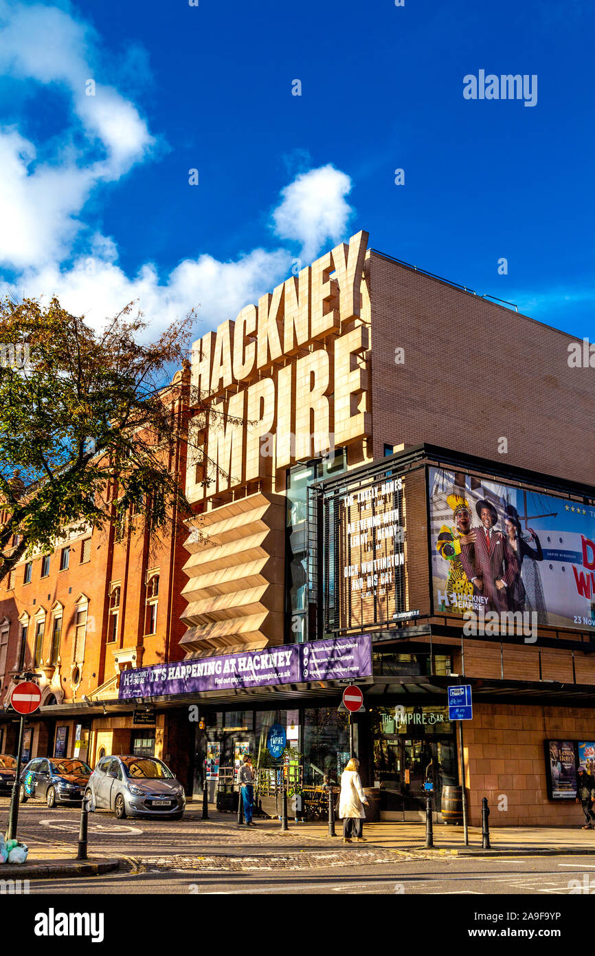 Empire london hi-res stock photography and images - Alamy