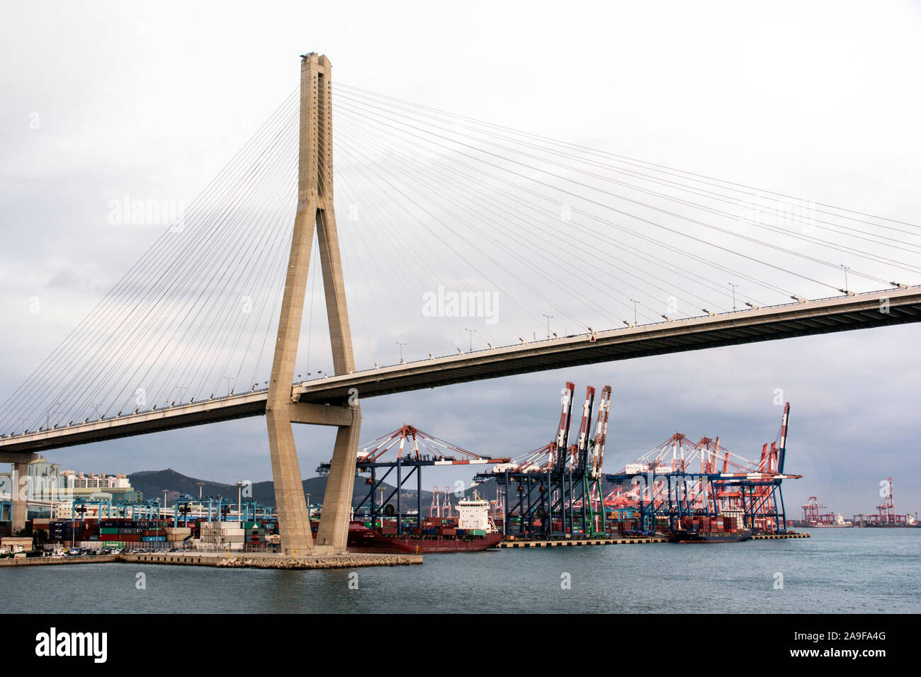 Harbour Bridge' in Busan Stock Photo - Alamy