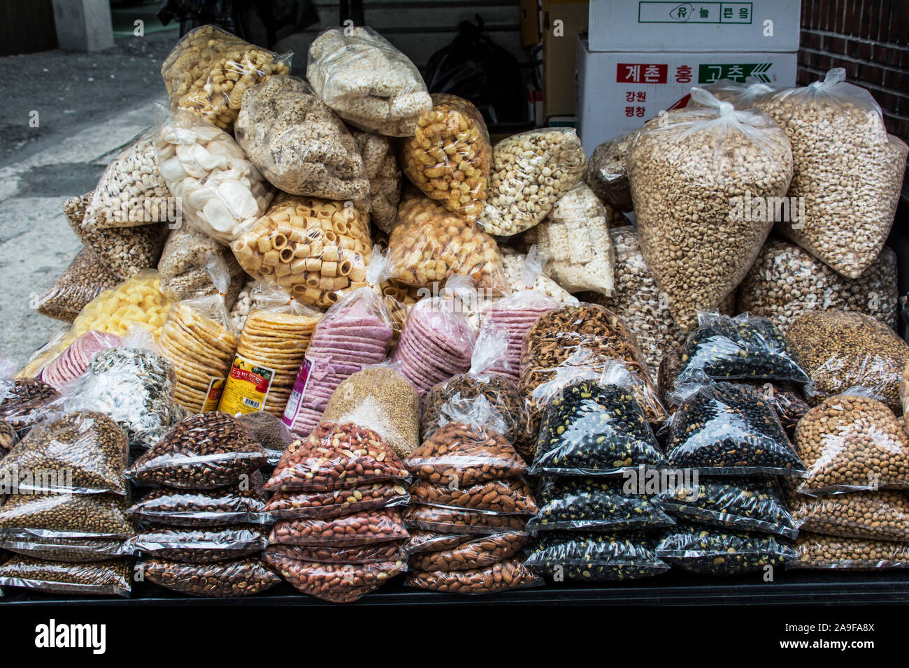 Almond booth hi-res stock photography and images - Alamy