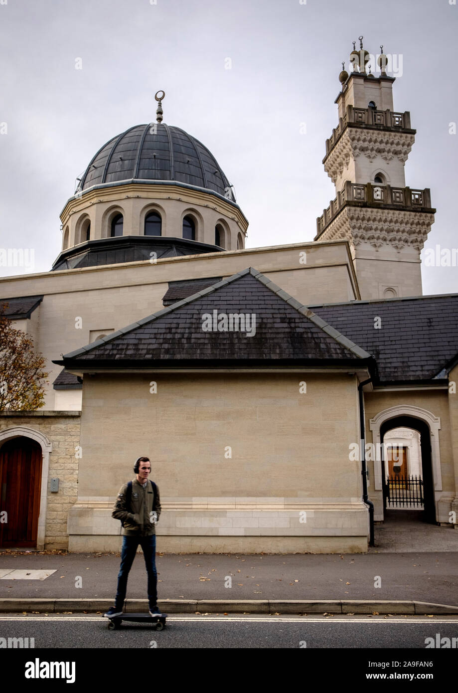 Oxford islamic centre hi-res stock photography and images - Alamy