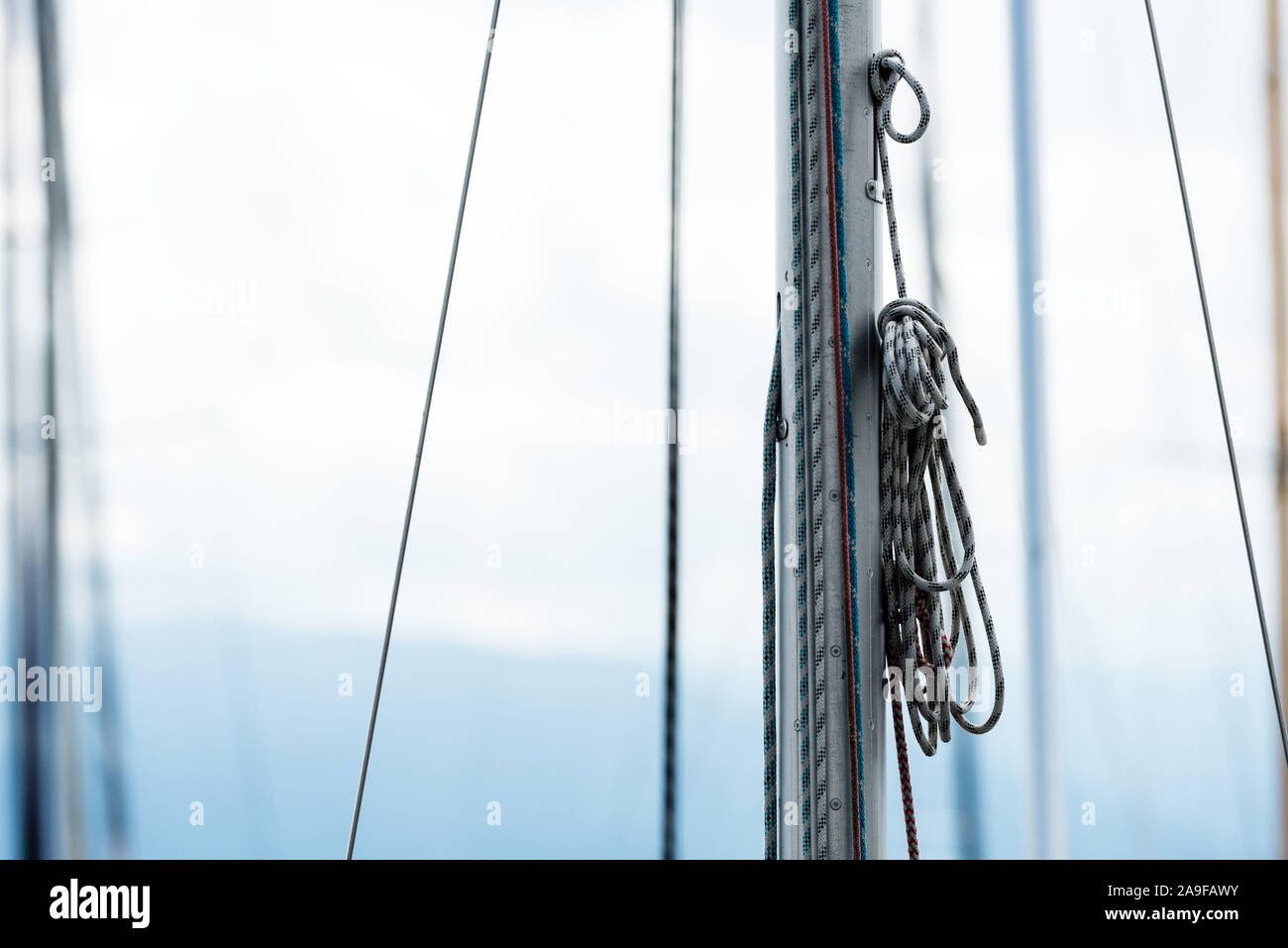 Sailings, sailing, detail, mast, ropes Stock Photo - Alamy