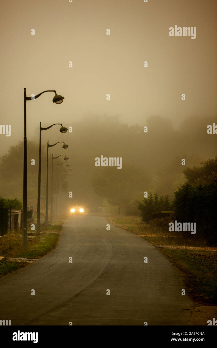 Streetlights rural hi-res stock photography and images - Alamy