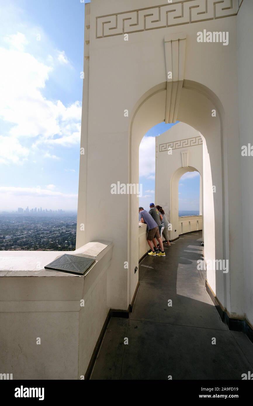Griffith observatorium hi-res stock photography and images - Alamy