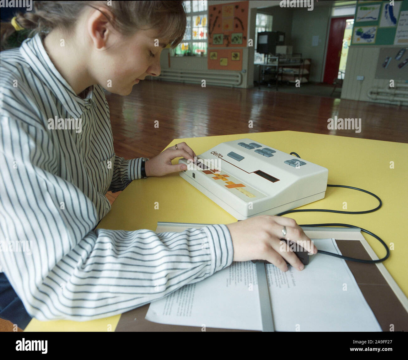 1989 School science lesson, UK Stock Photo - Alamy