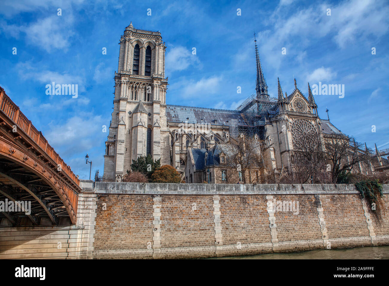 medieval Catholic cathedral on the Ile de la Cite , famous Cathedral ...