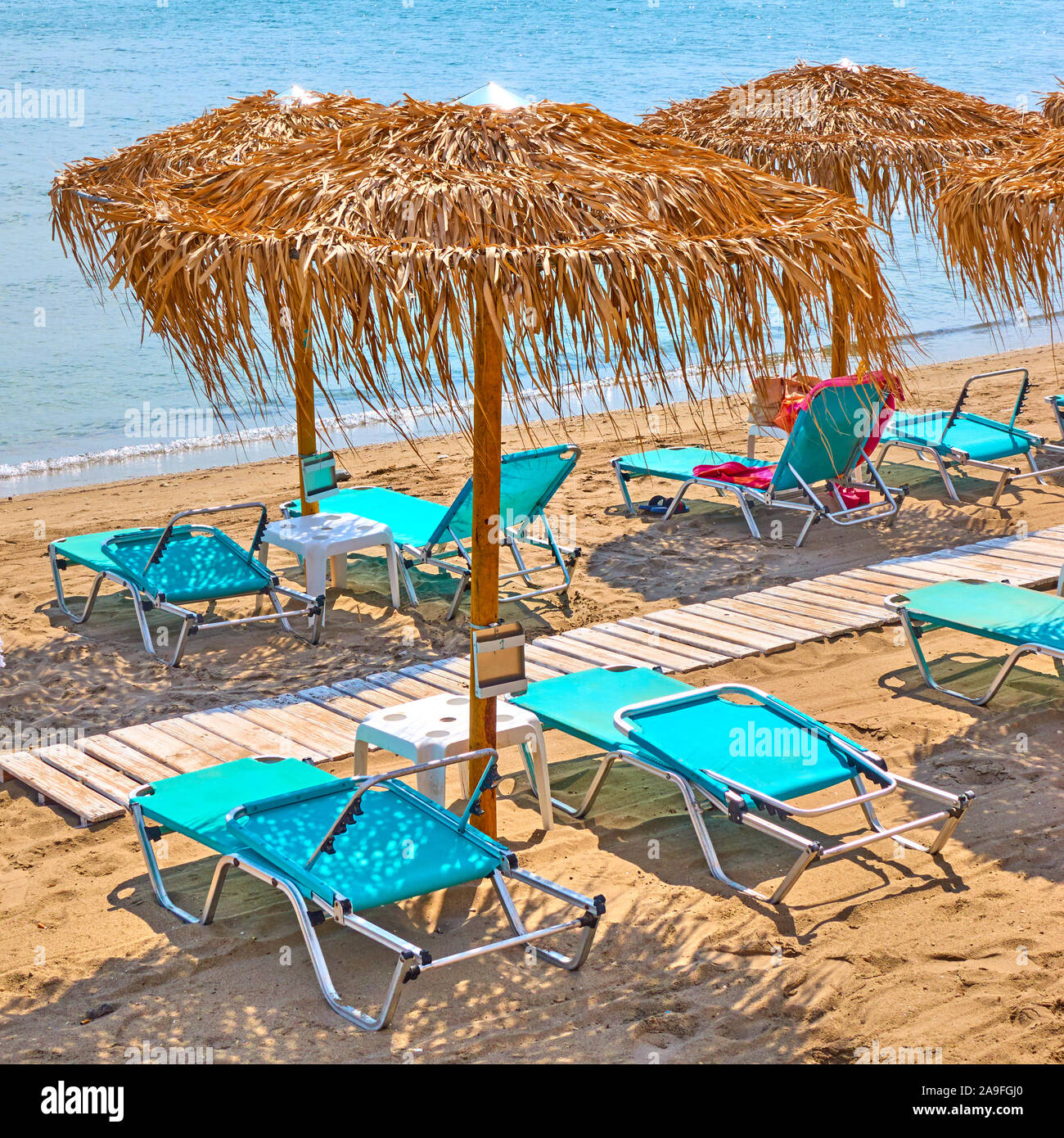 Beach bed resort hi-res stock photography and images - Alamy