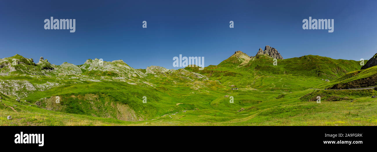 Montane landscape hi-res stock photography and images - Alamy