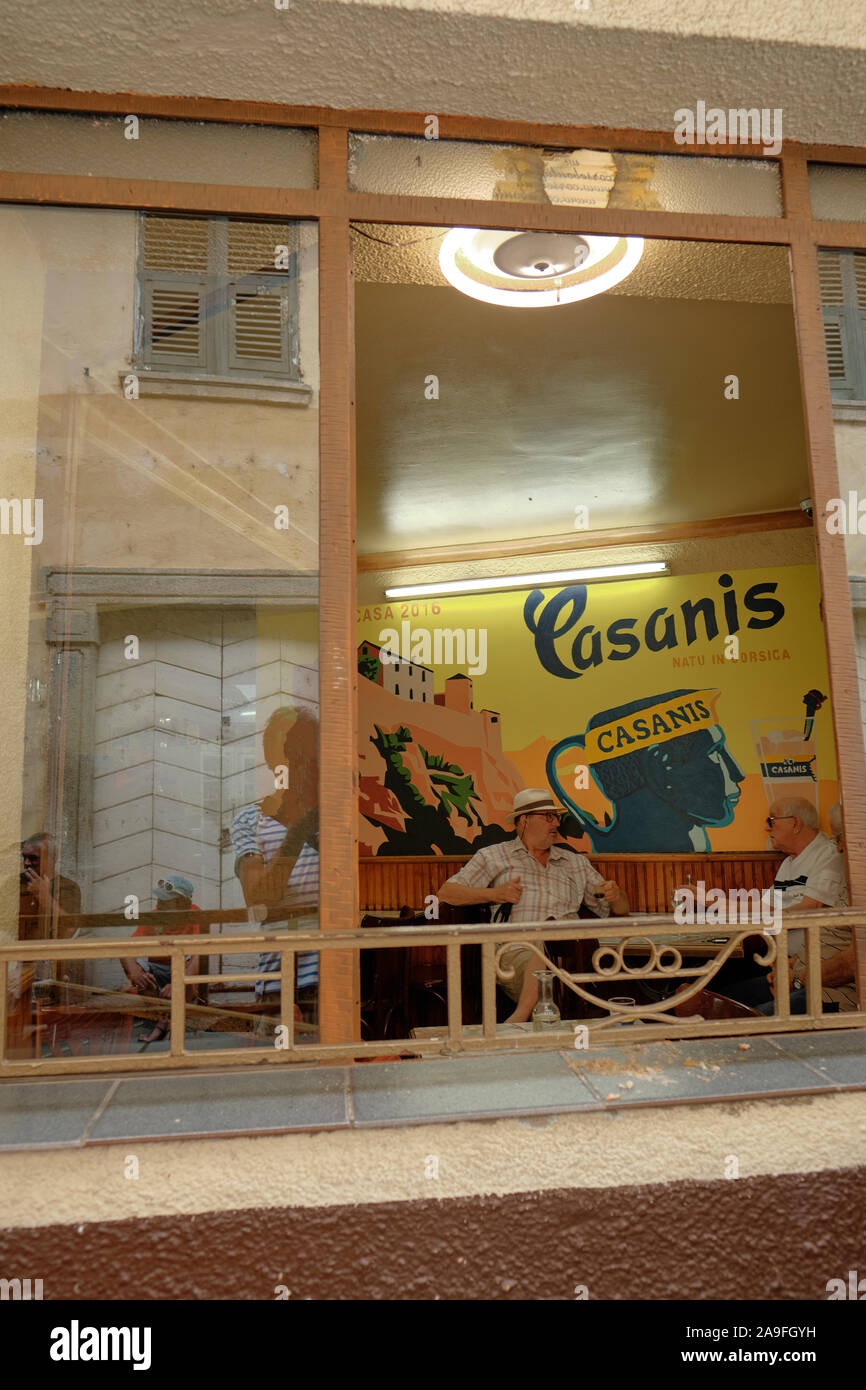 Corte pastis bar hi-res stock photography and images - Alamy