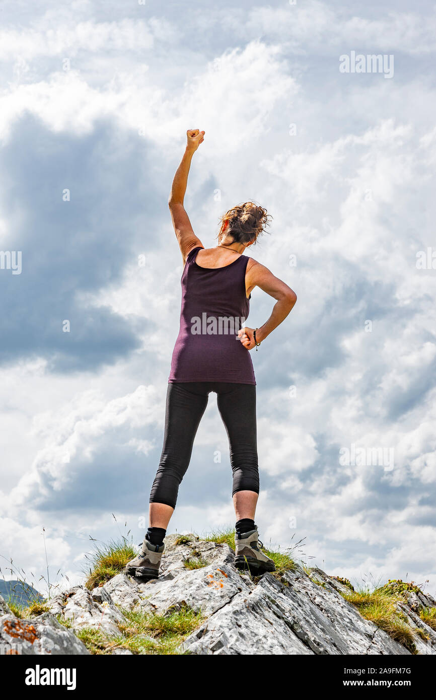 Victory pose hi-res stock photography and images - Alamy
