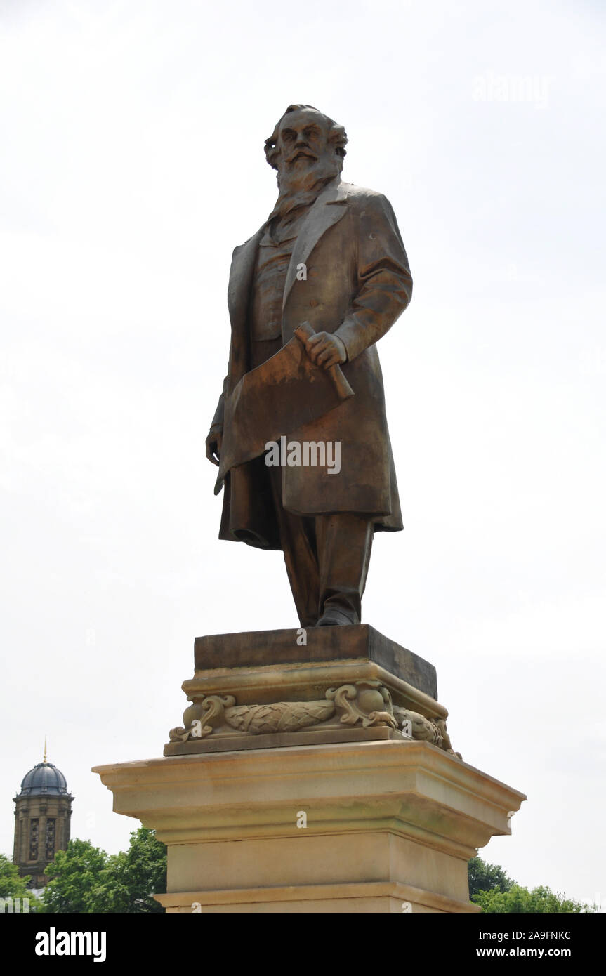 Titus Salt's statue, Roberts park , Saltaire, Yorkshire Stock Photo - Alamy