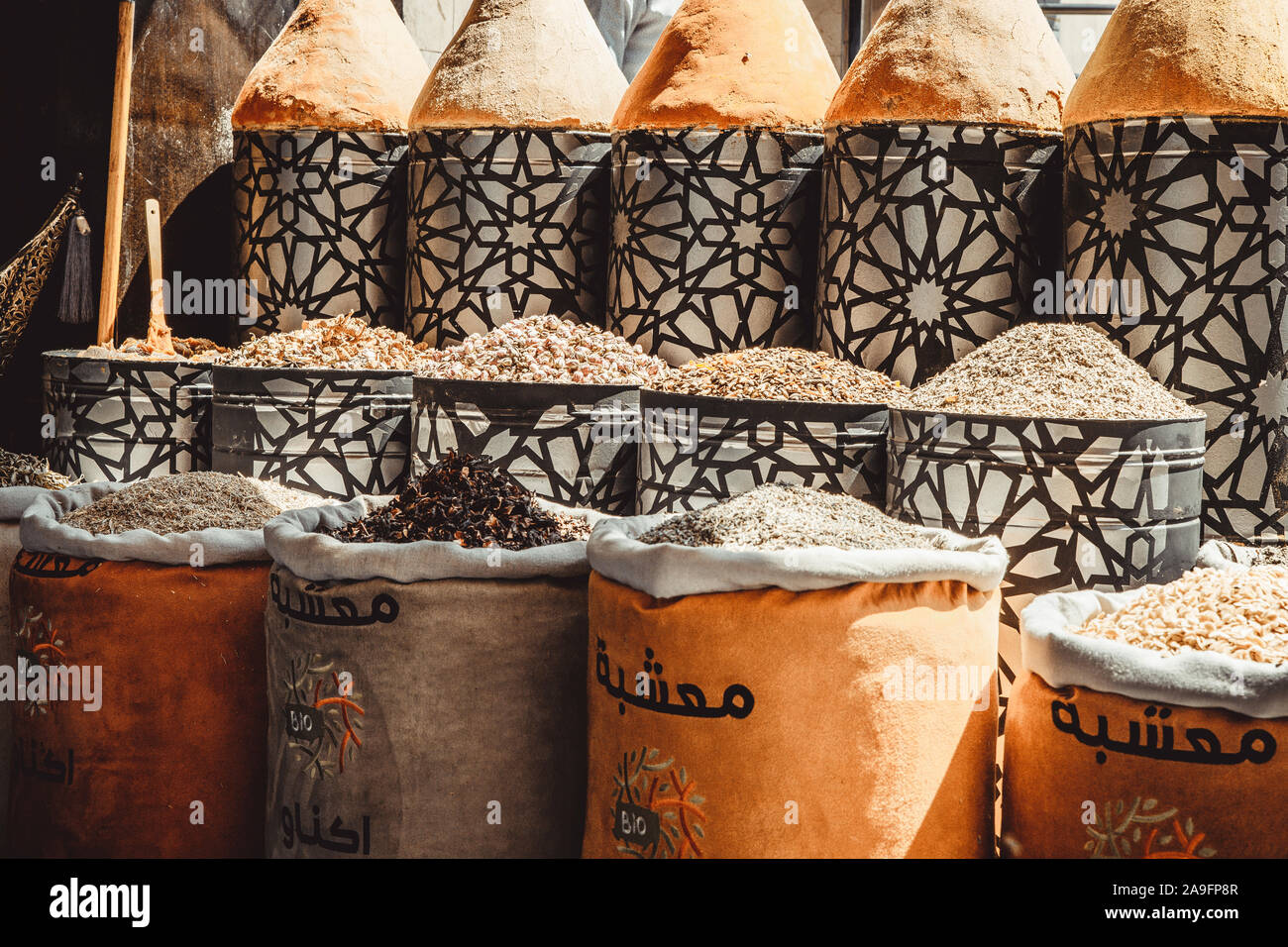 traditional stall selling spices Stock Photo - Alamy