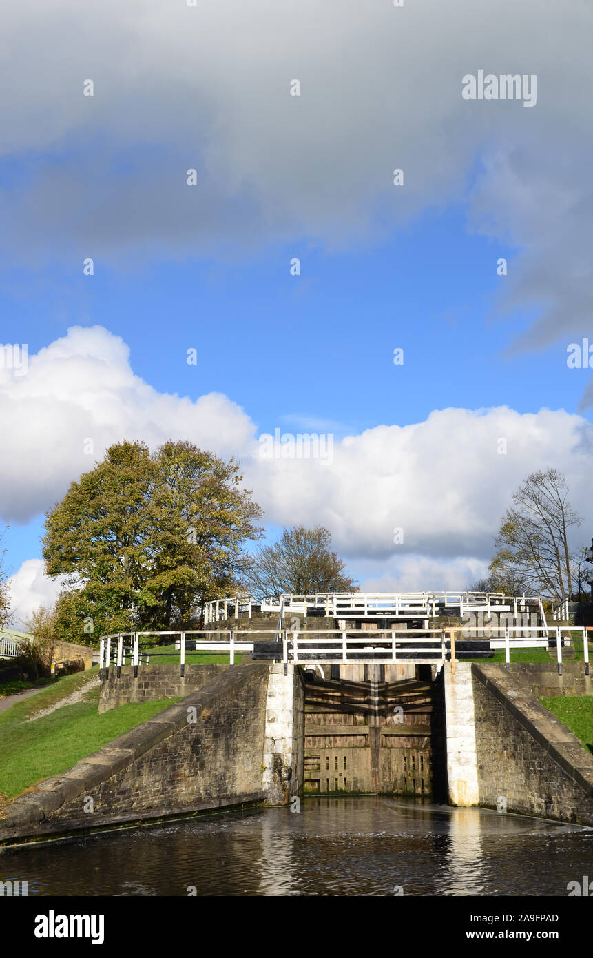 Three rise locks hi-res stock photography and images - Alamy