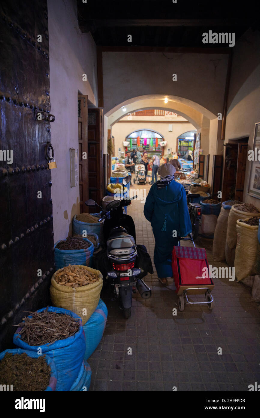 traditional stall selling spices Stock Photo - Alamy