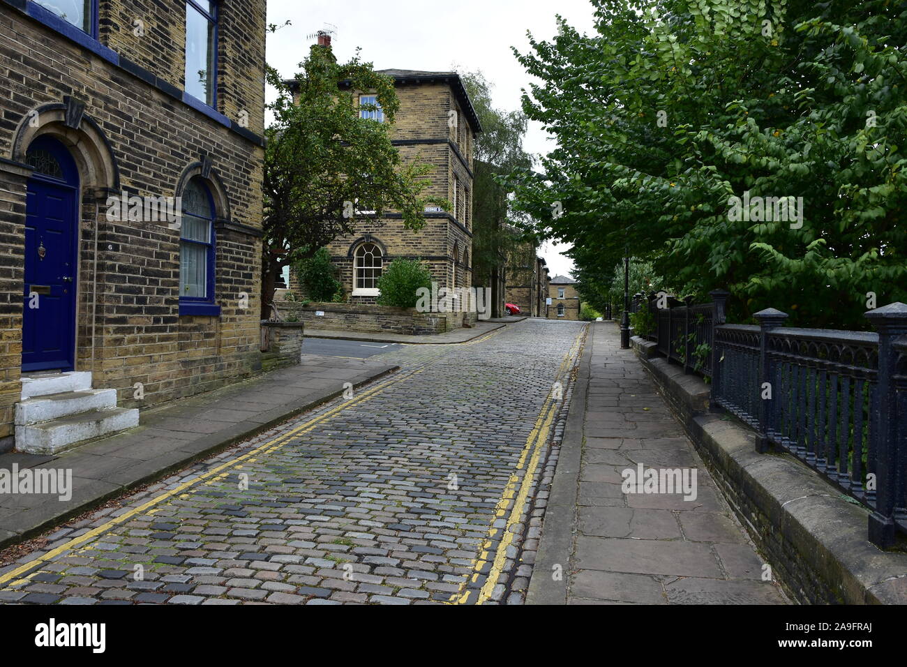 Saltaire village hi-res stock photography and images - Alamy