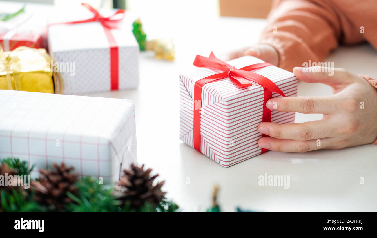 Happy birthday! female hands hi-res stock photography and images - Alamy