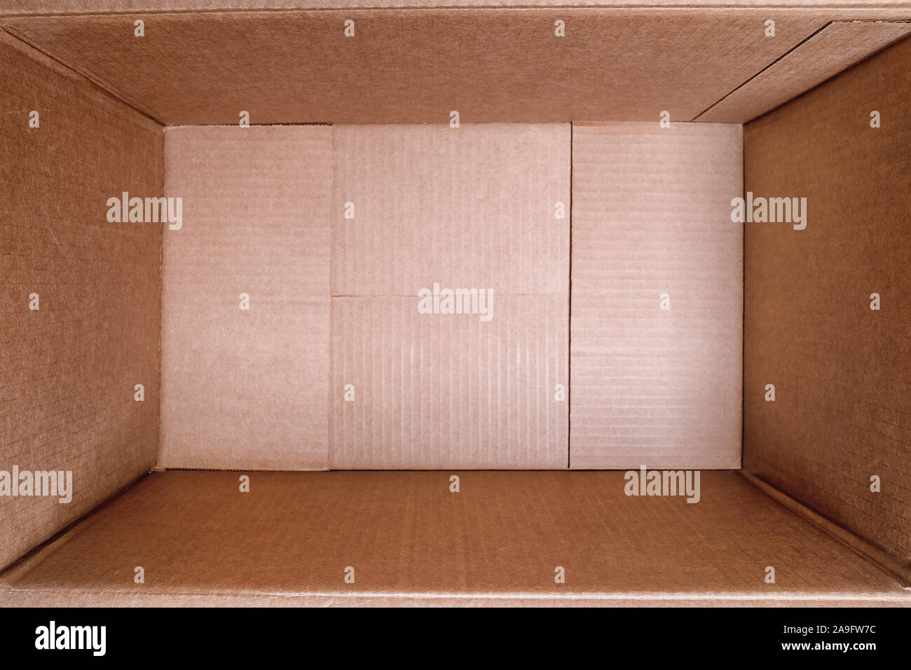 Large mail box hi-res stock photography and images - Alamy