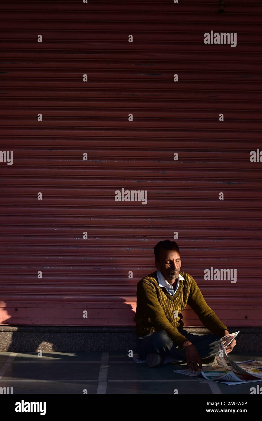 Unseen photograph hi-res stock photography and images - Alamy