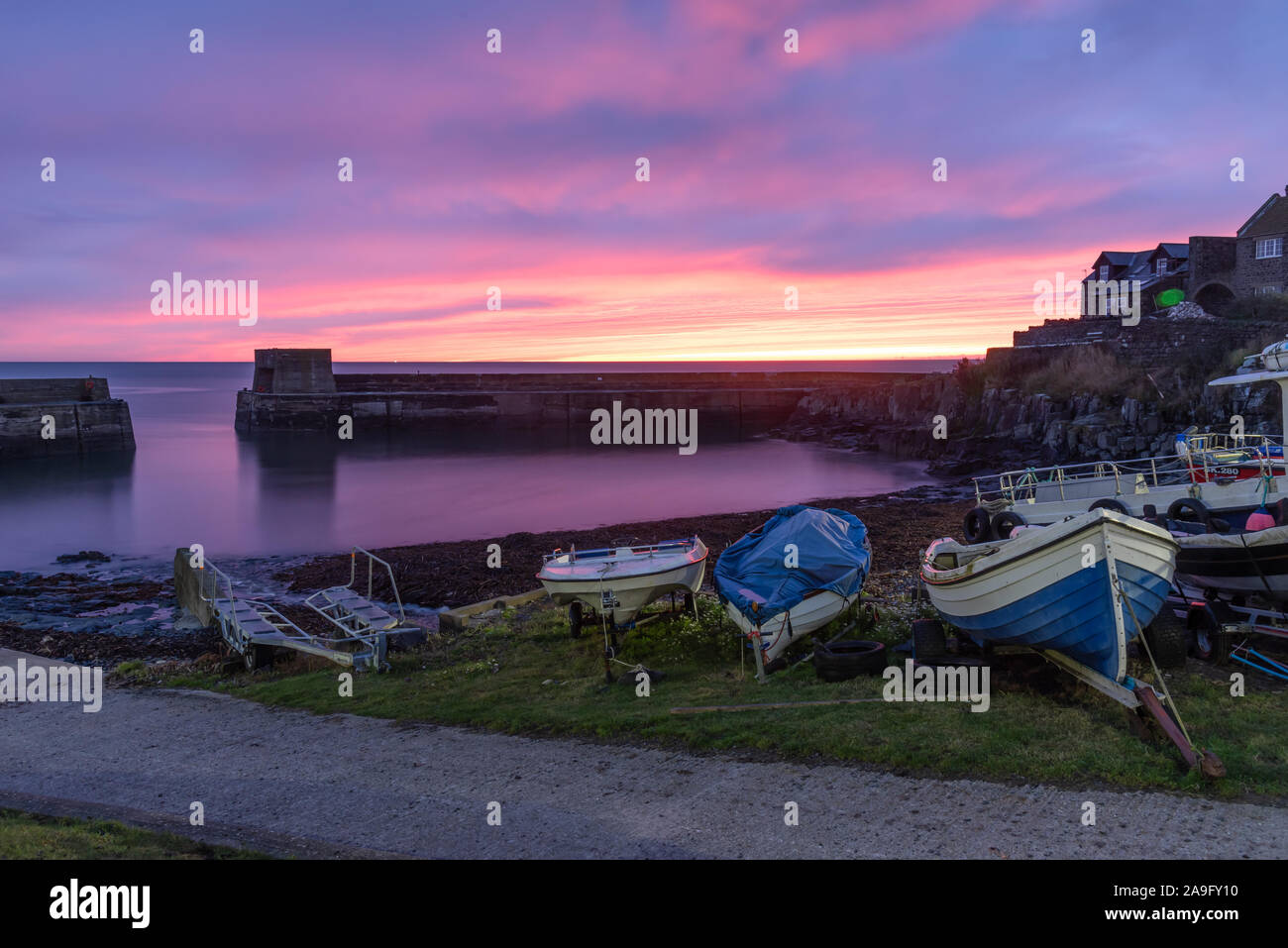 Sunrise at craster hi-res stock photography and images - Alamy