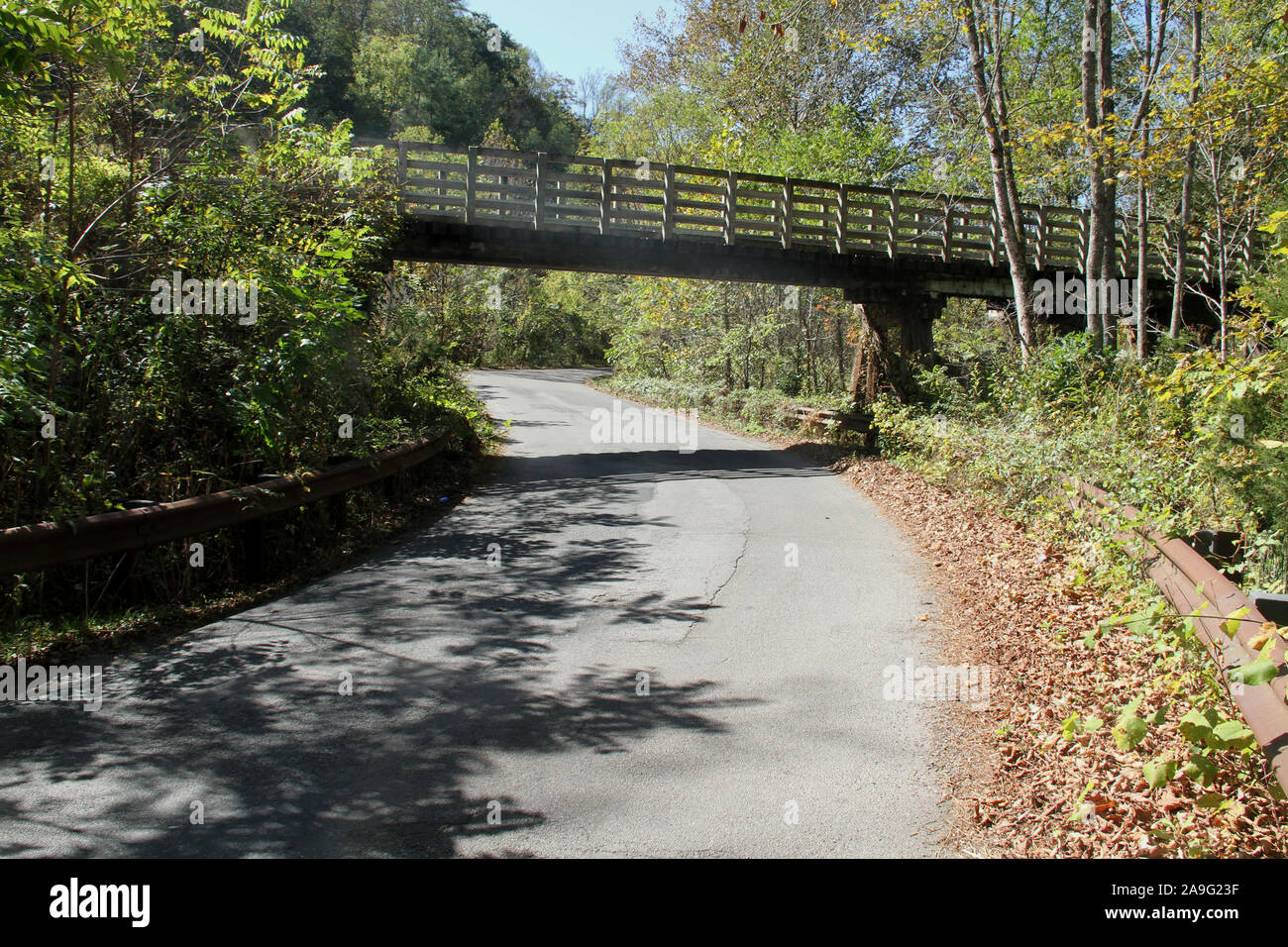 Virginia Creeper Trail bridge over country road near Alvarado, VA, USA ...