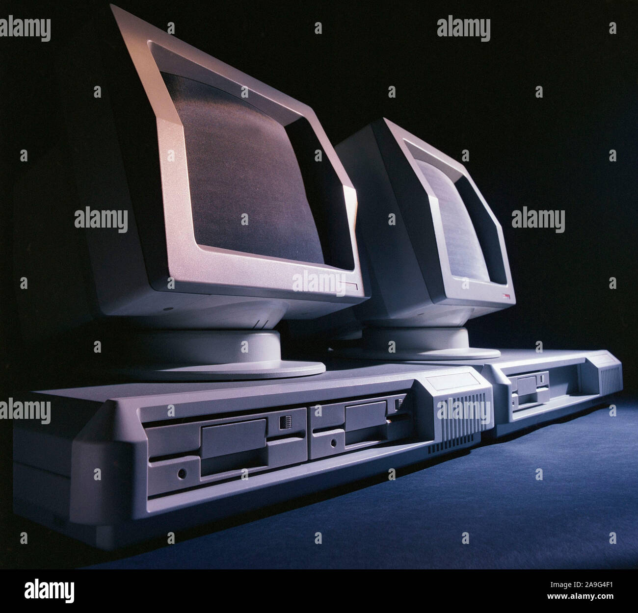 1986 computer hi-res stock photography and images - Alamy