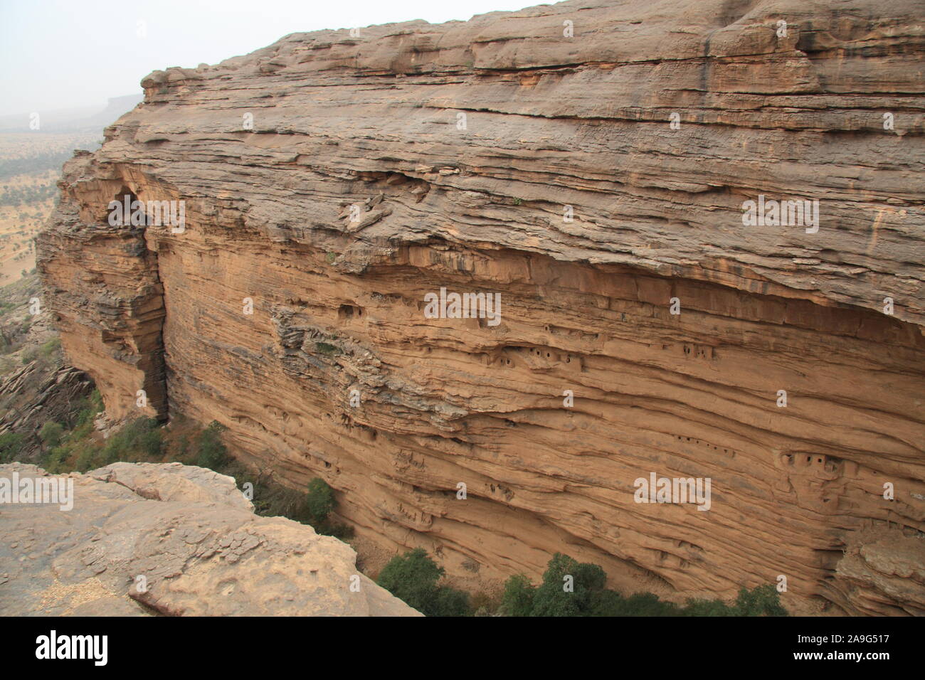 Bandiagara escarpment mali west africa hi-res stock photography and ...