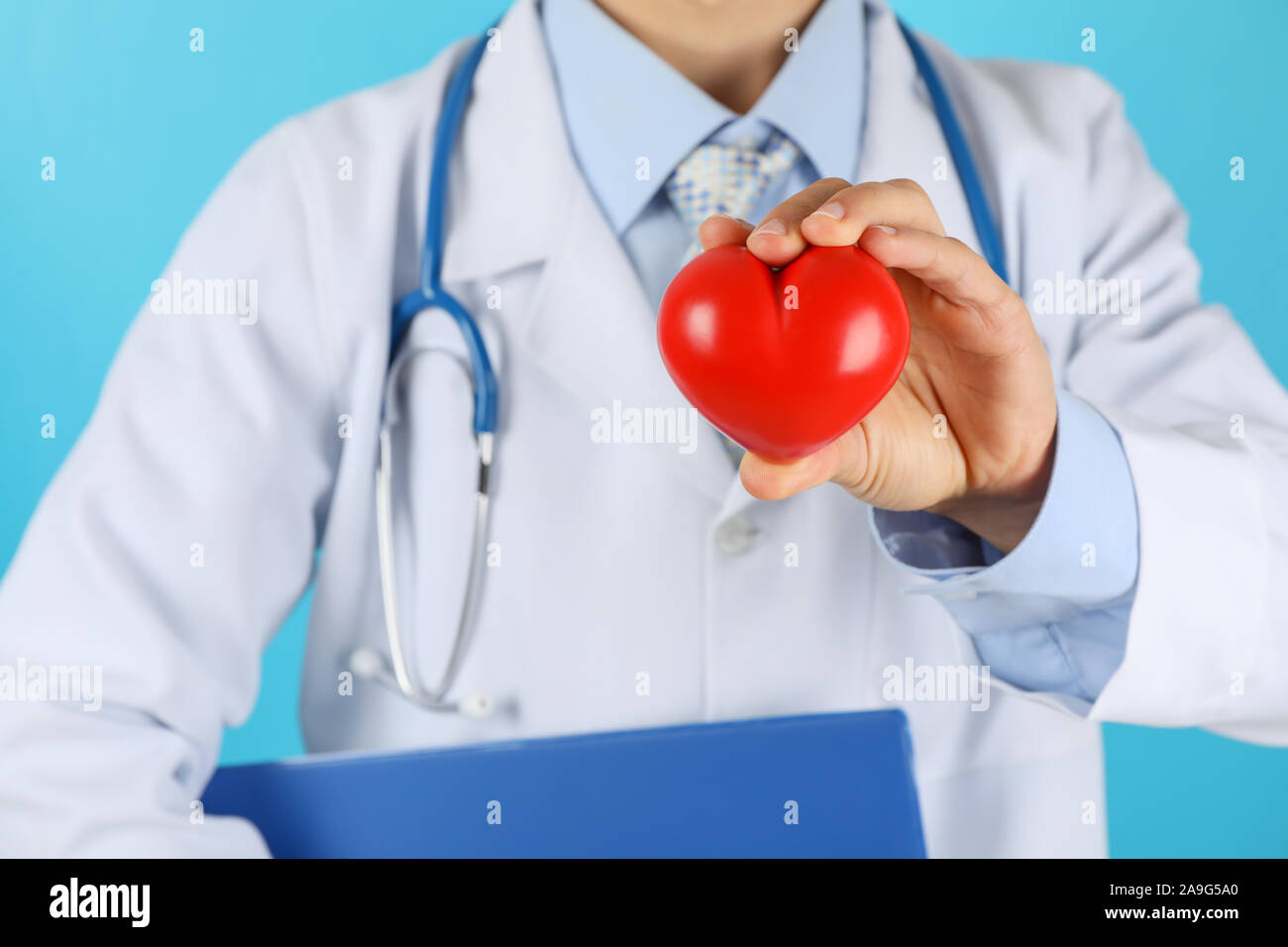 Good health red stethoscope hi-res stock photography and images - Alamy