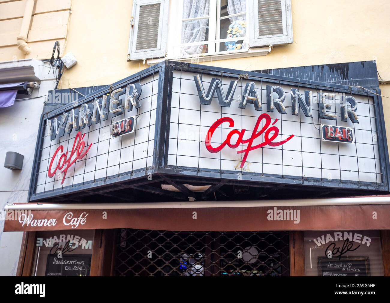 Warner Café front and sign in Cannes, French Riviera Stock Photo - Alamy
