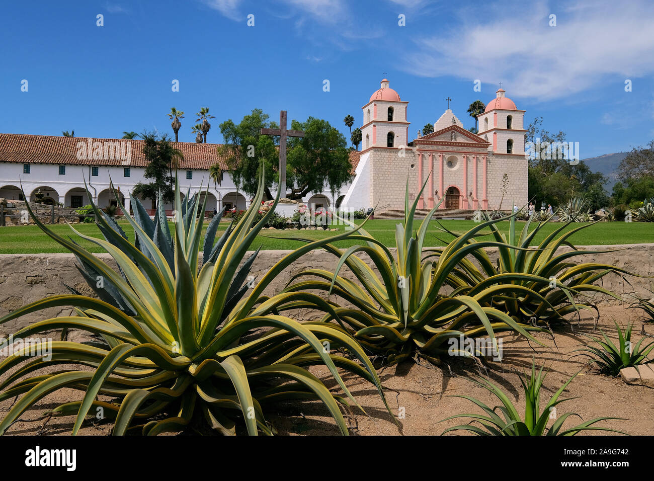 Spanish Mission in Santa Barbara, California, USA Stock Photo - Alamy