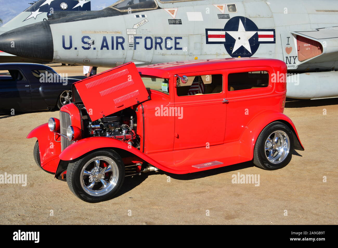 A red American hot road Stock Photo - Alamy