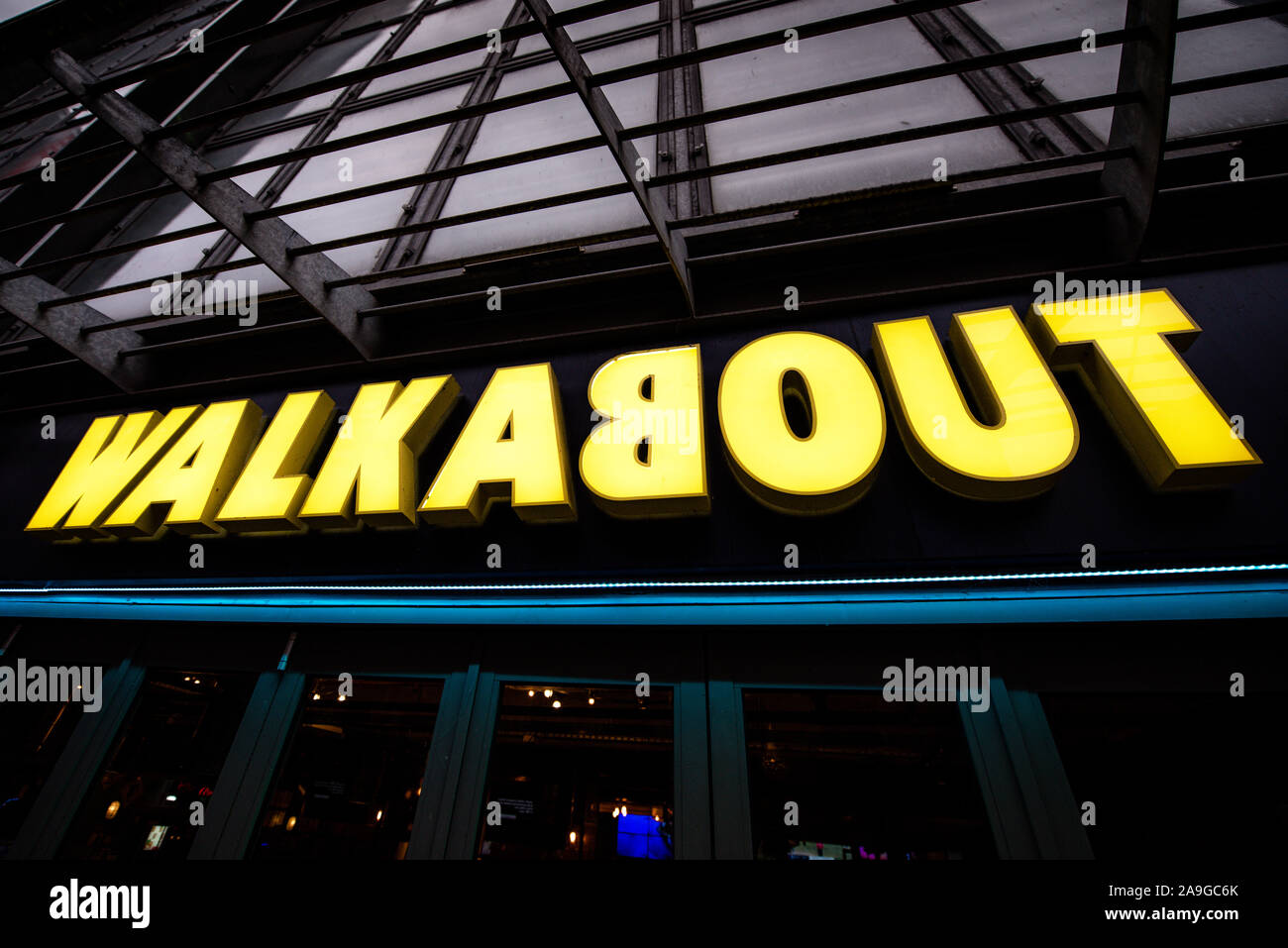 Walkabout the printowrks hi-res stock photography and images - Alamy