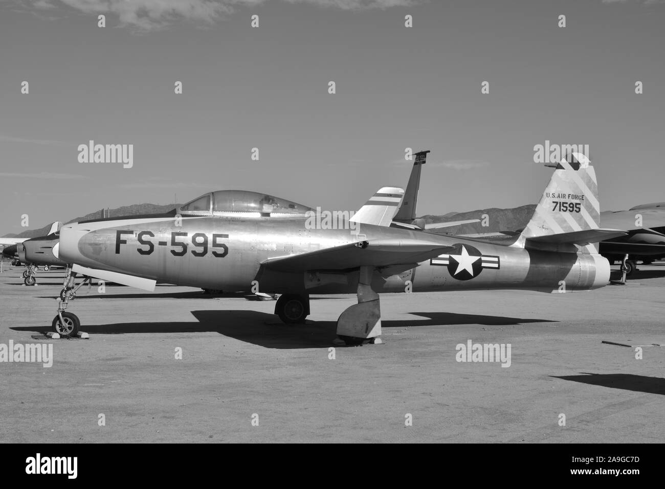 Cold war fighter jet Black and White Stock Photos & Images - Alamy