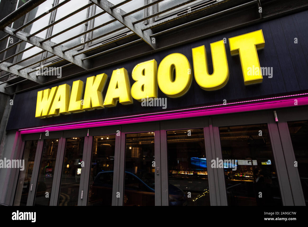 Walkabout the printowrks hi-res stock photography and images - Alamy