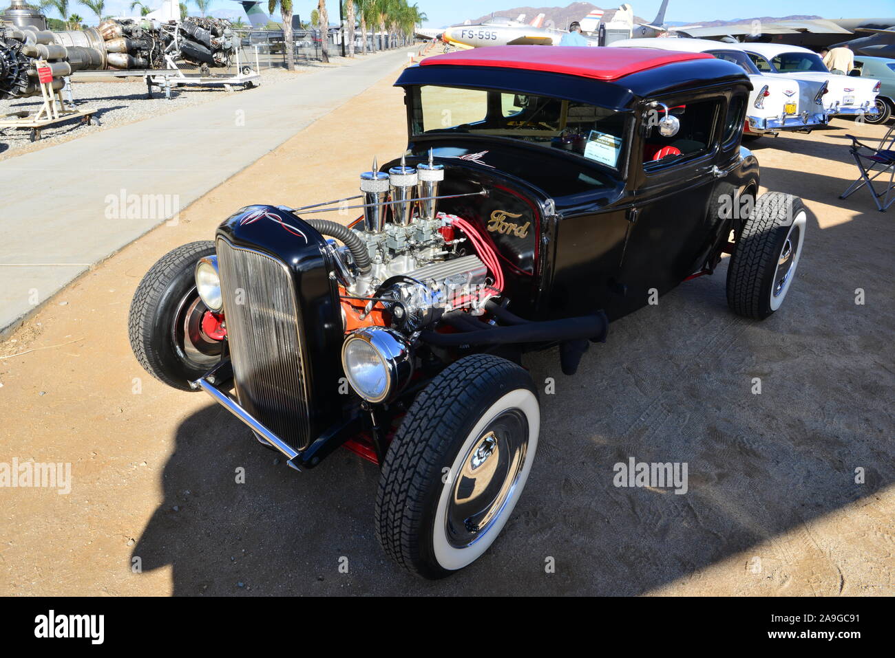 A black hot rod Stock Photo - Alamy