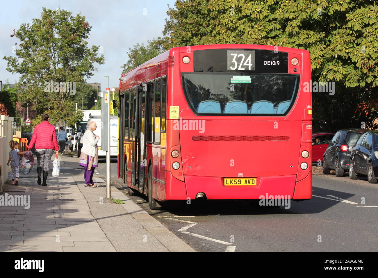Colindale tube station hi-res stock photography and images - Alamy