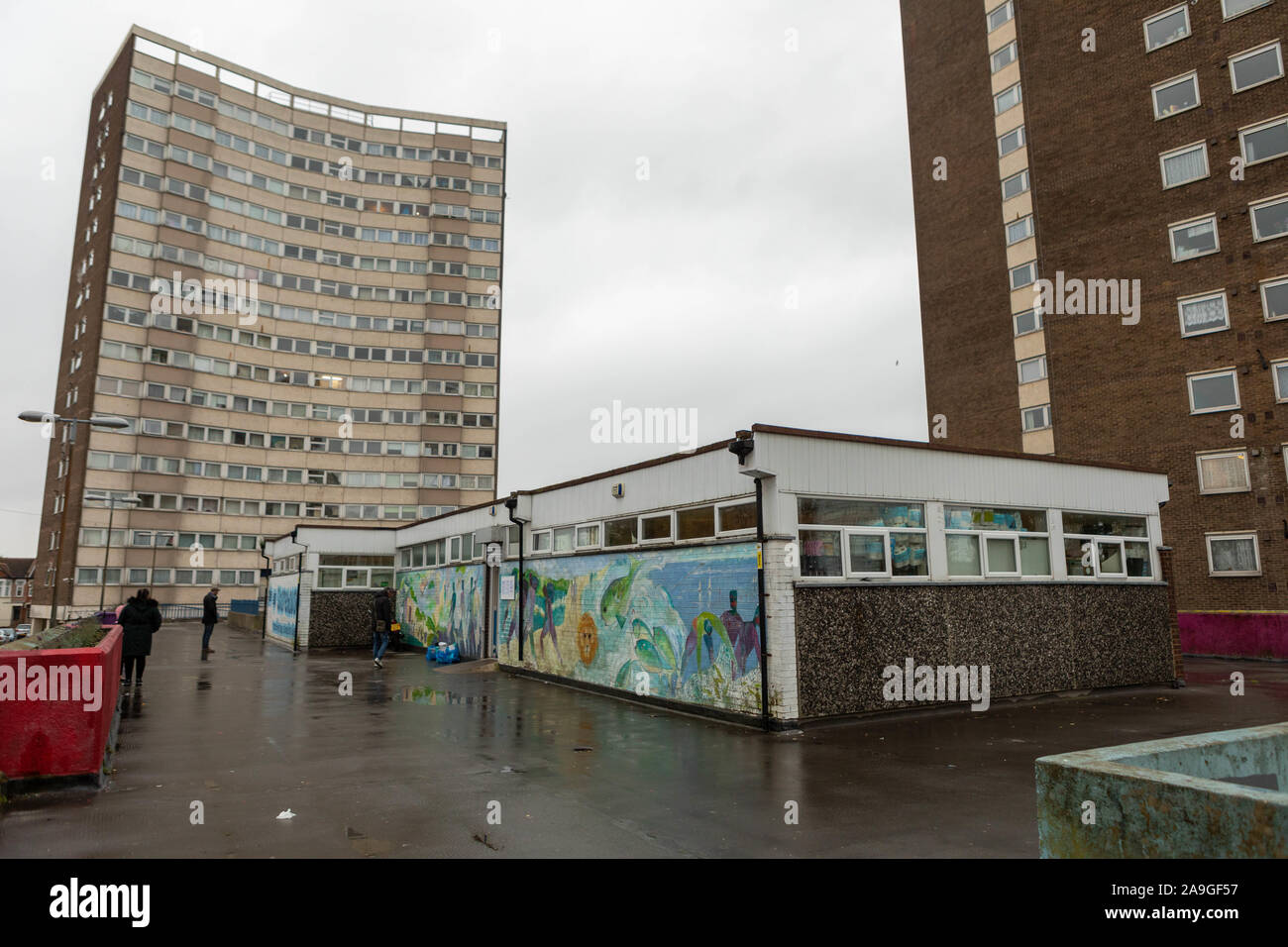 Queensway estate hi-res stock photography and images - Alamy