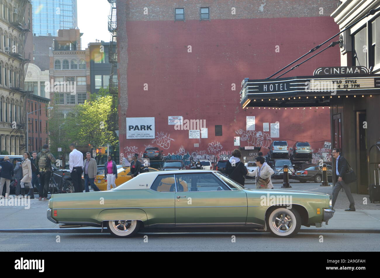 New York City street view, NYC, USA Stock Photo - Alamy