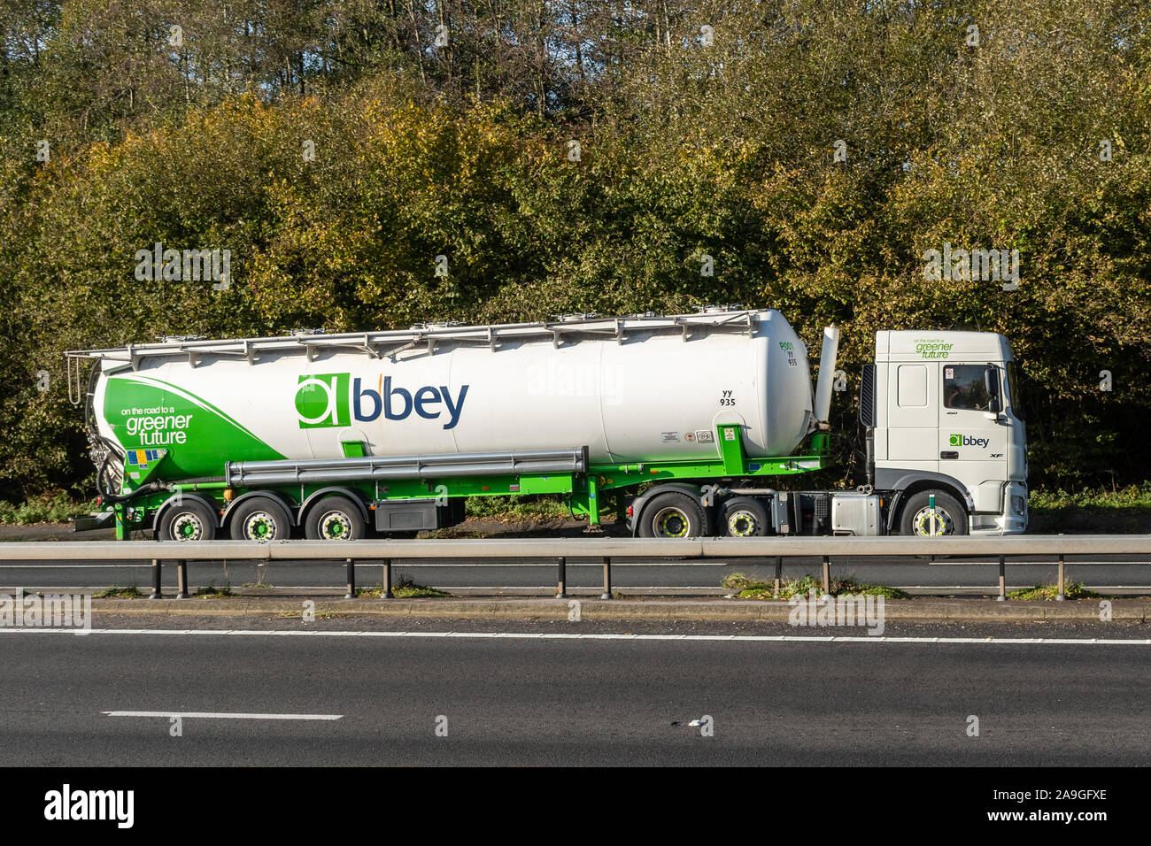 Abbey lorry hi-res stock photography and images - Alamy