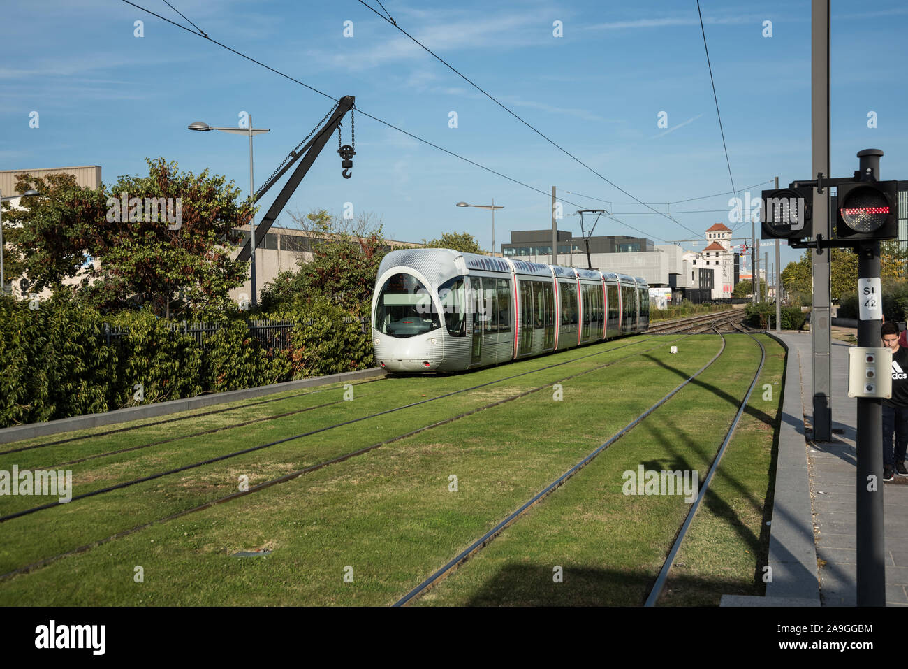 Lyon, Tramway T3 Villeurbanne Stock Photo - Alamy