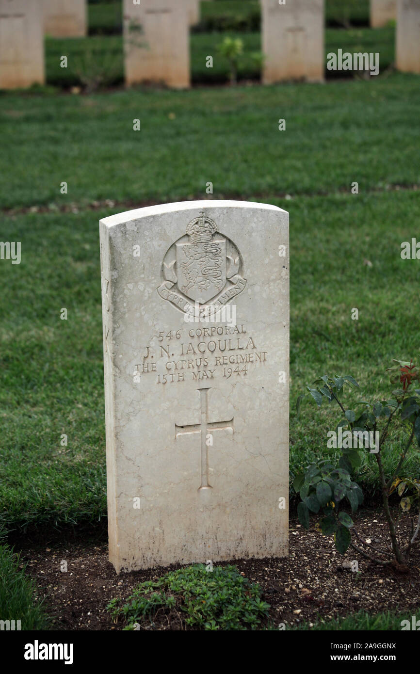 Monte cassino cemetery hi-res stock photography and images - Alamy