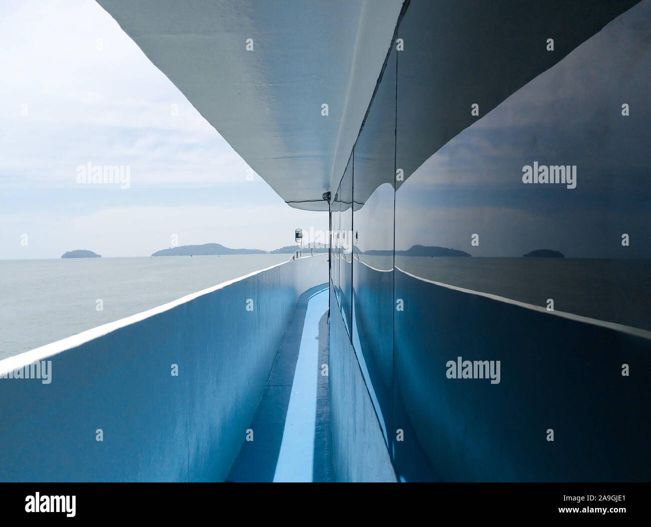 Side view ship deck windows hi-res stock photography and images - Alamy