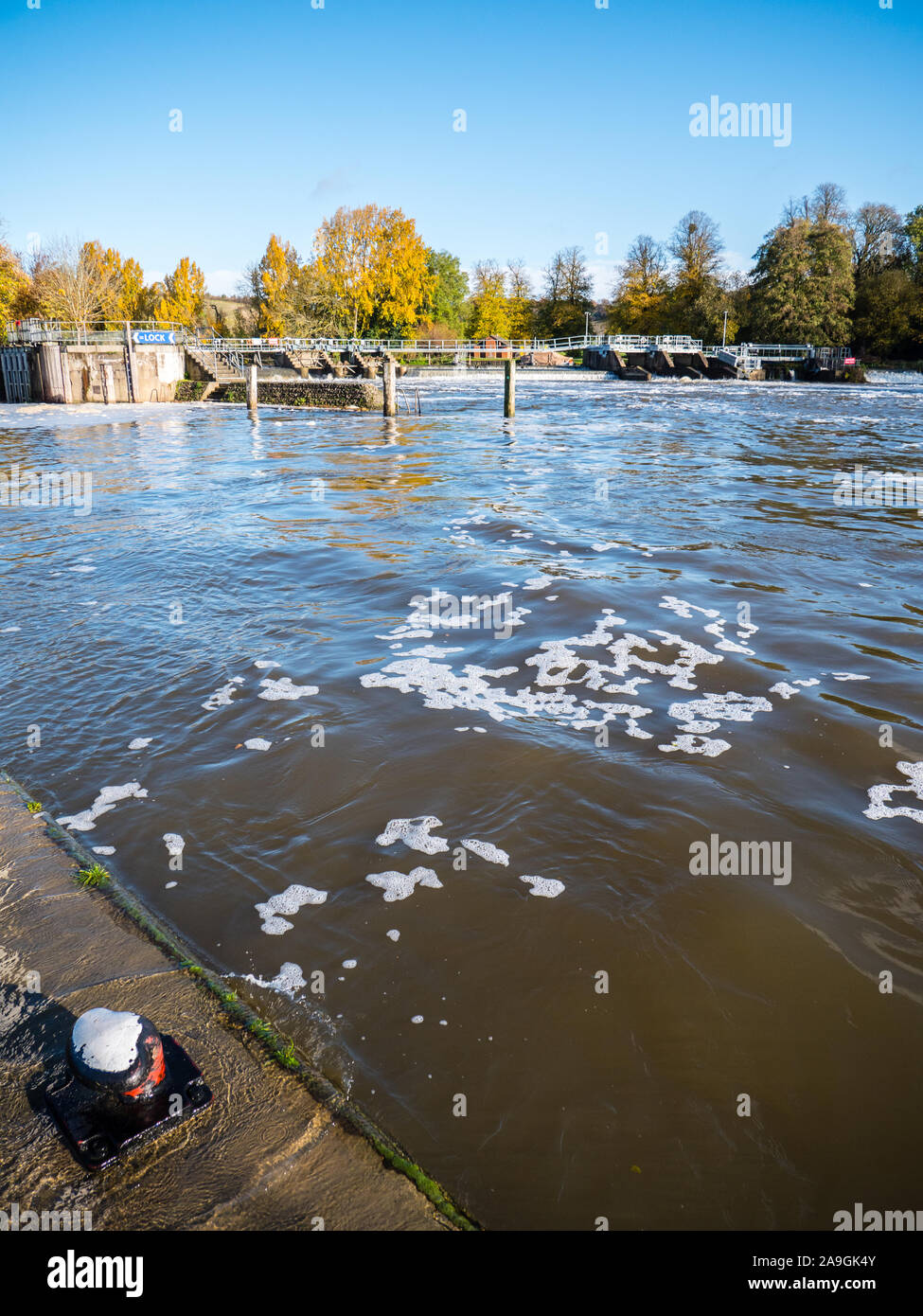 Lock and Weir, in Autumn, Mapledurham Lock, River Thames, Berkshire ...