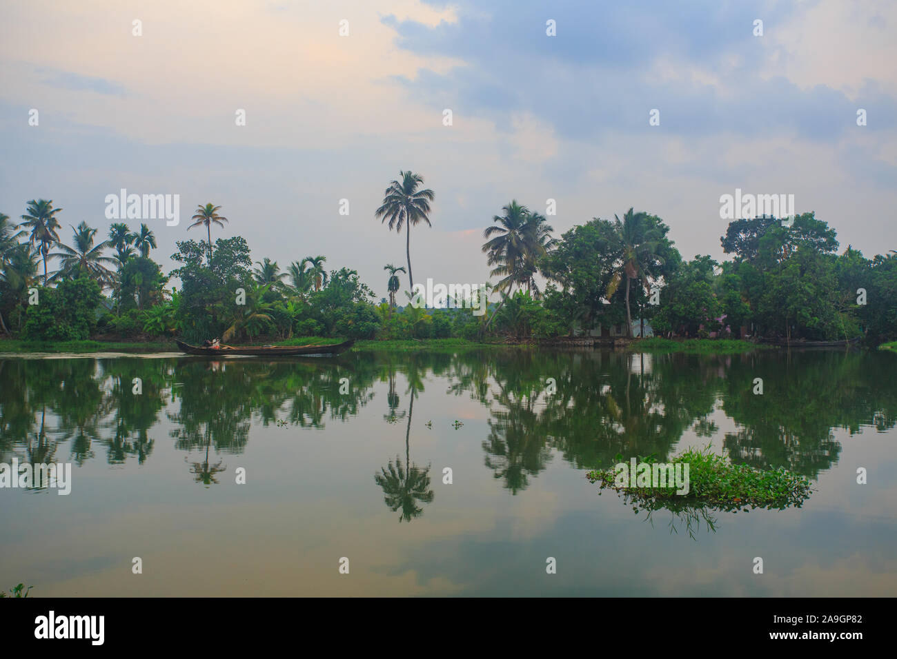 Beautiful landscape of Alleppey Backwater (Kerala Stock Photo - Alamy
