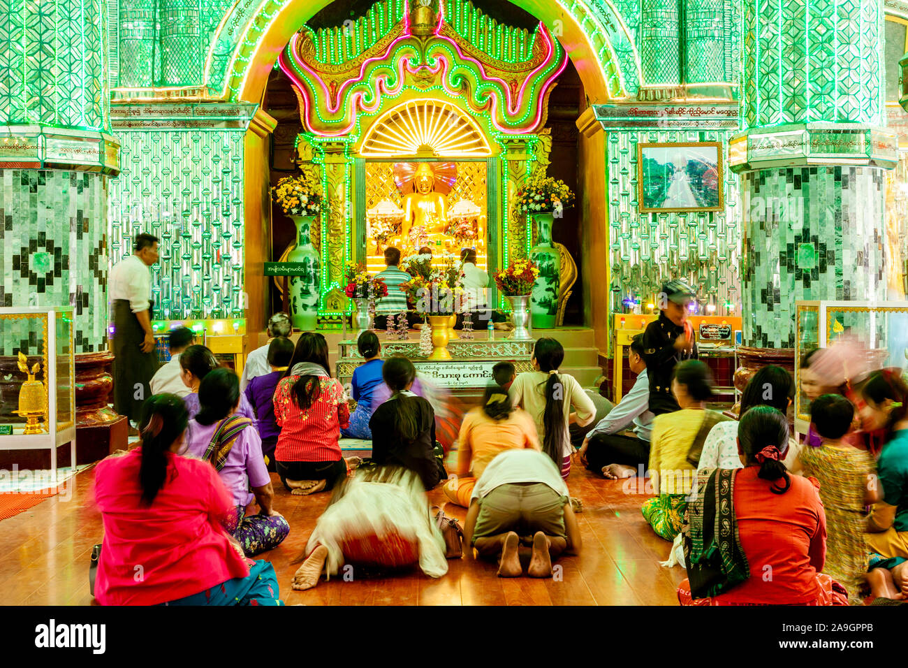 Burmese People Praying At The Kaung Mu Taw (Kaunghmudaw) Pagoda ...