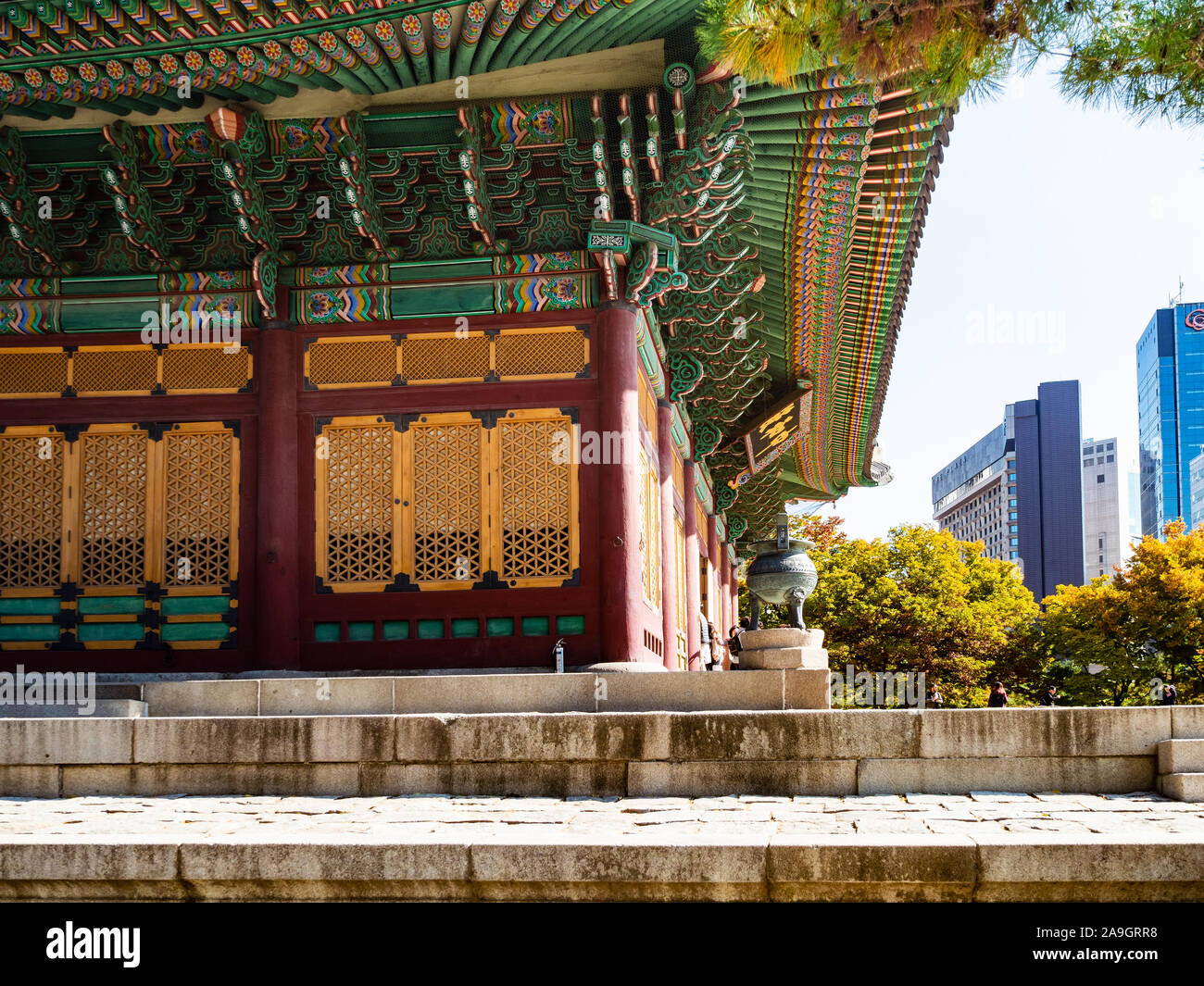 SEOUL, SOUTH KOREA - OCTOBER 30, 2019: building of Deoksugung (Deoksu ...